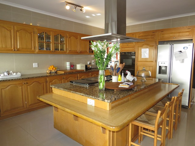 Southern Cross Manor | Cape Villa Collection