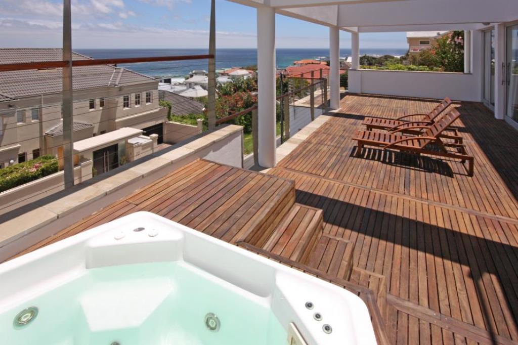 Strathmore House | Cape Villa Collection