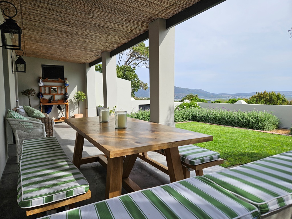Spring Cottage | Cape Villa Collection