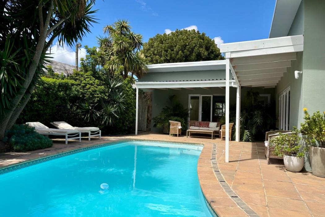 Pepper Lane | Cape Villa Collection